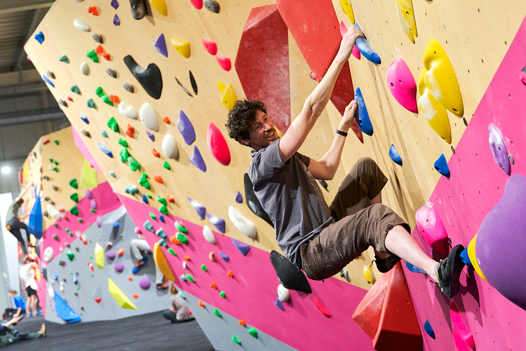 Indoor Bouldering & Gym | Edinburgh | The Climbing Hangar